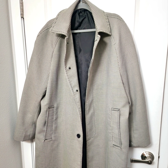 H&M | Jackets & Coats | Hm Black And White Houndstooth Coat Size Xlarge ...